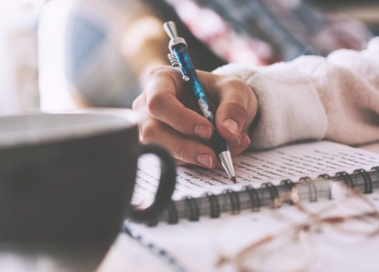 Abbie Emmons - How To Write Powerful Character Arcs (+ FREE Template ...